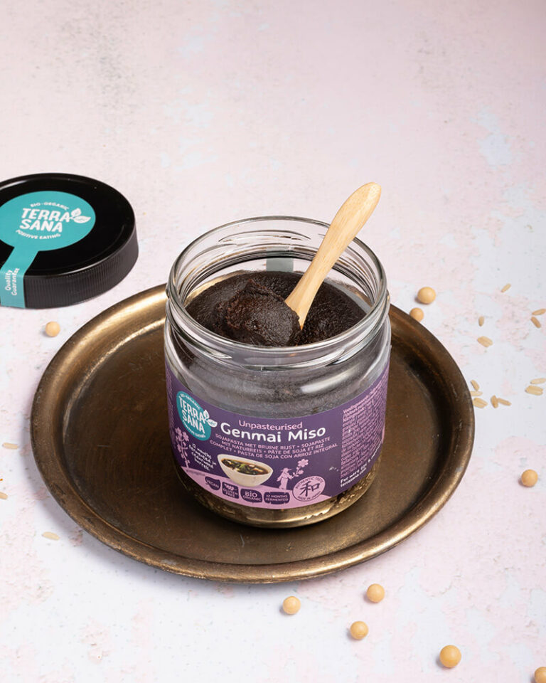 What is miso and how to use it? + recipe ideas